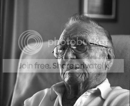 R.I.P. Donald Stratton - USS Arizona vet | Smith & Wesson Forum – The ...